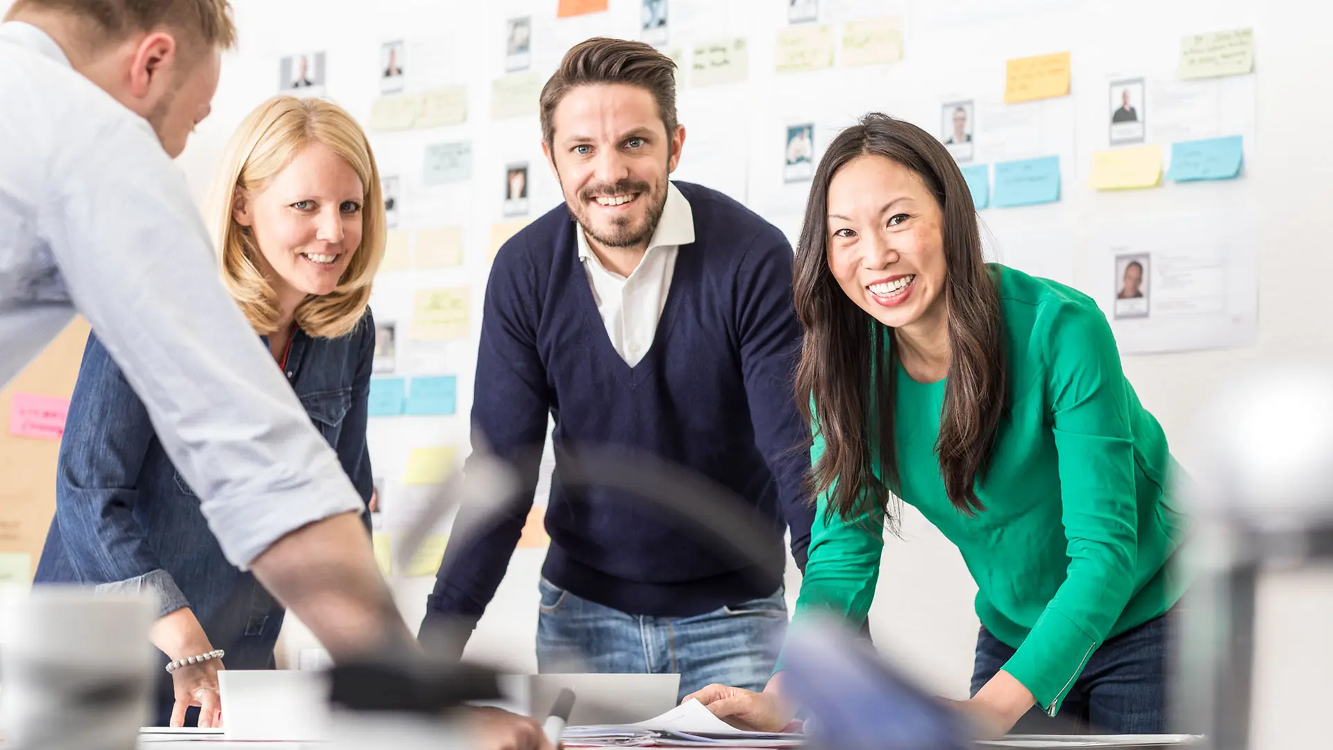 Working agile: How Scrum and Design Sprints transform project management